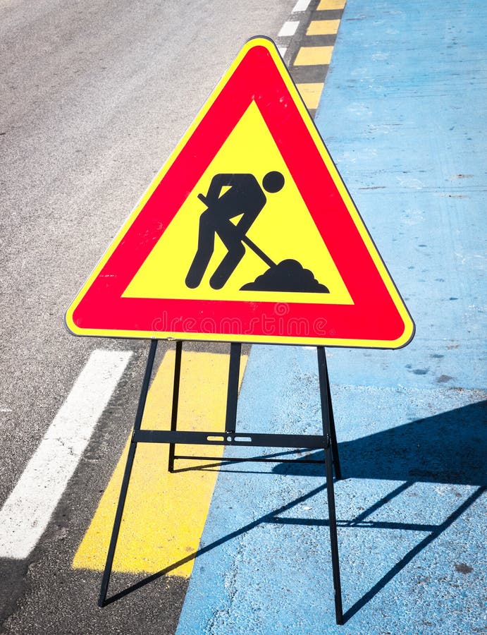 Men at work sign stock image. Image of triangle, outdoors - 28049737