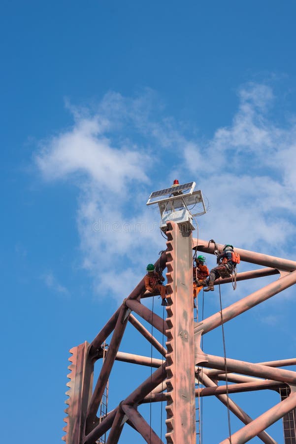 Man Working on Oil Rig stock image. Image of darrin, heavy - 5151831
