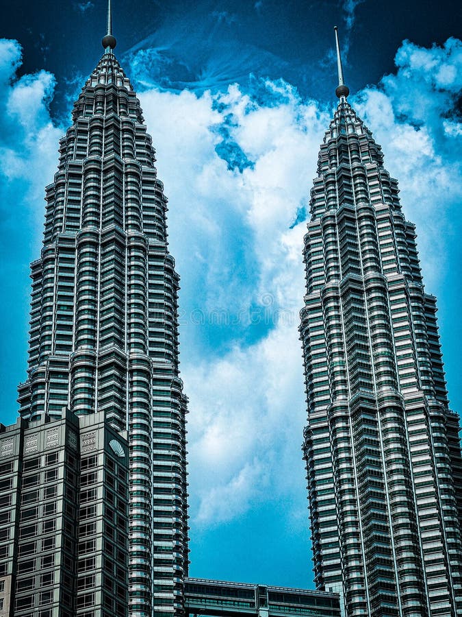 Menara KLCC Petronas Malaysia Stock Photo - Image of malaysia, building ...