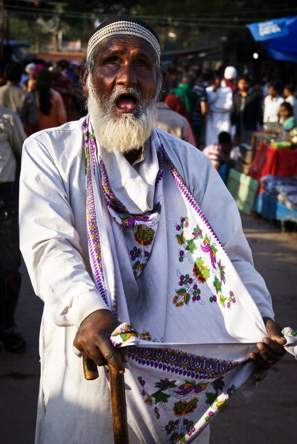 Mendigo oculto imagen de archivo editorial. Imagen de mano - 19175449