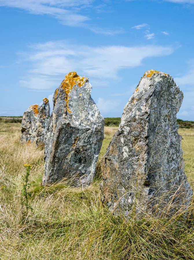Menhires foto de archivo. Imagen de europa, dolmen, campo - 32796262