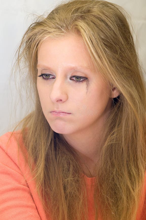 Menina de grito foto de stock. Imagem de irritado, impotente - 21745616