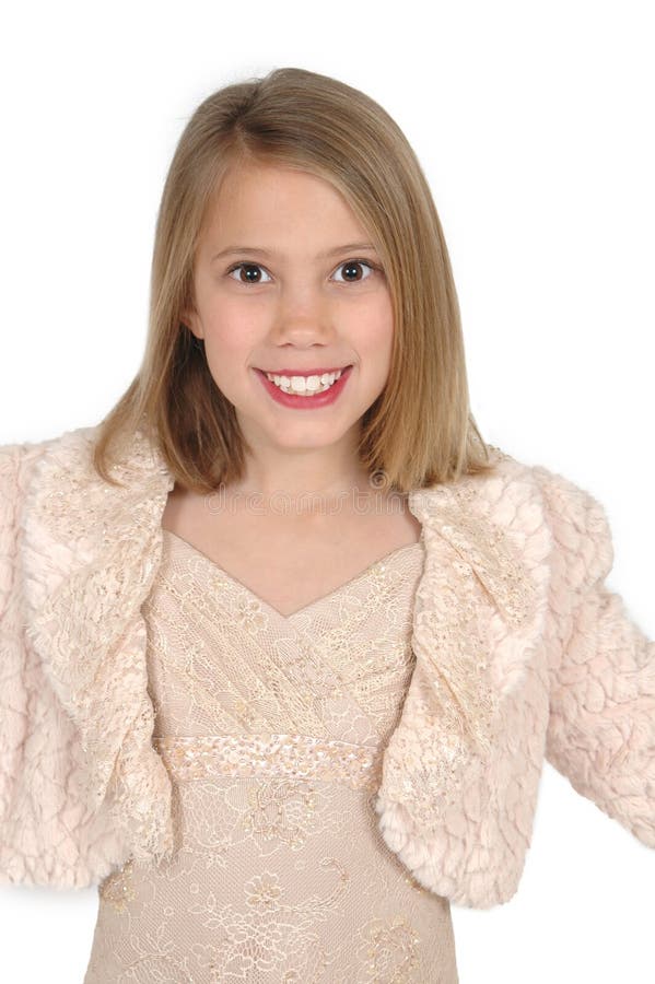 Menina de 12 anos imagem de stock. Imagem de grama, terra - 2773463