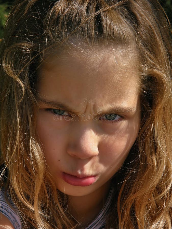 Menina irritada imagem de stock. Imagem de abuso, conceitos - 22072825