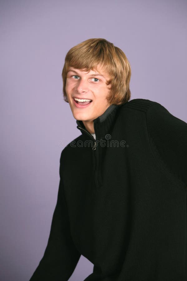 Rapaz adolescente tolo foto de stock. Imagem de ocasional - 12002048
