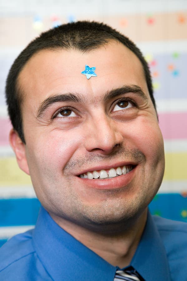 Mens Met Ster Op Zijn Voorhoofd Stock Foto - Image of toekenning ...