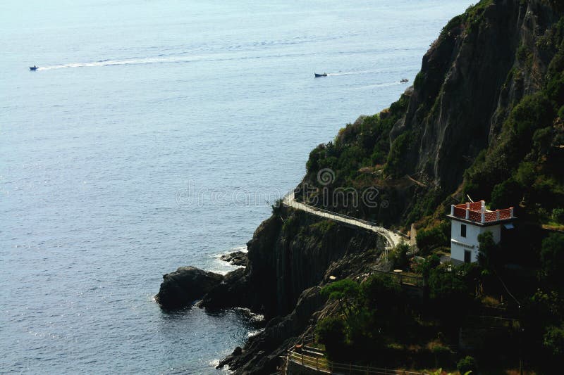 Mer ligurienne photo stock. Image du along, italie, repère - 46392088