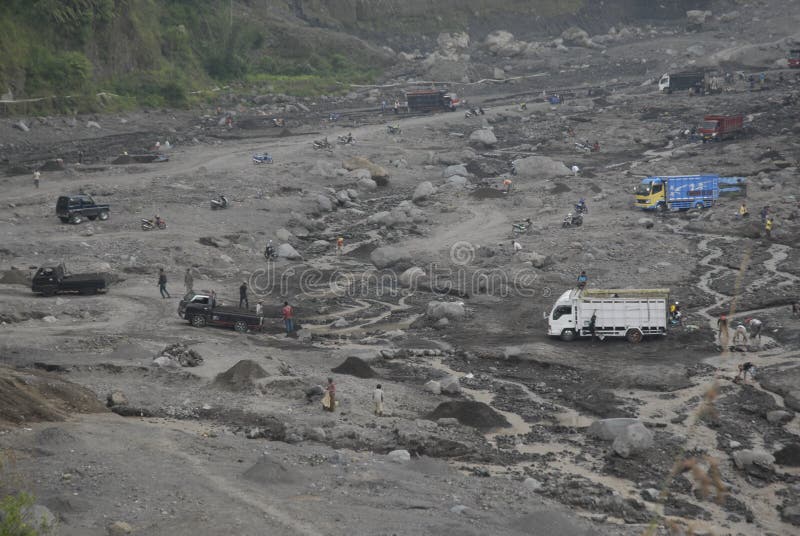MERAPI VOLCANIC MATERIAL QUARRY Editorial Stock Image - Image of quarry ...