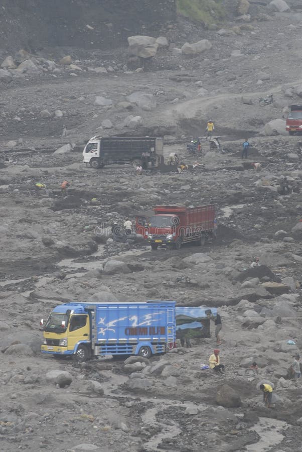 MERAPI VOLCANIC MATERIAL QUARRY Editorial Image - Image of boyolali ...