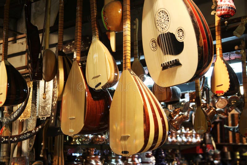Instrumento Turco Tradicional De Saz Foto de archivo - Imagen de ...