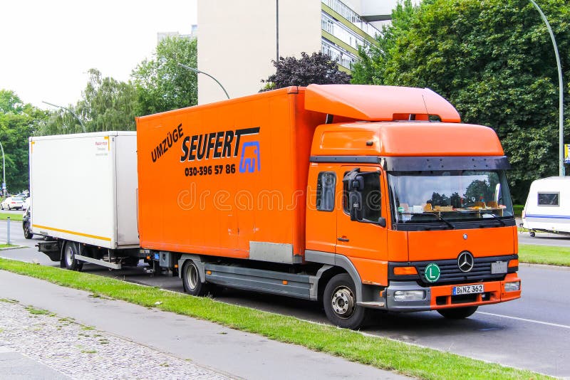 Mercedes-Benz Atego imagen editorial. Imagen de exterior - 91962025