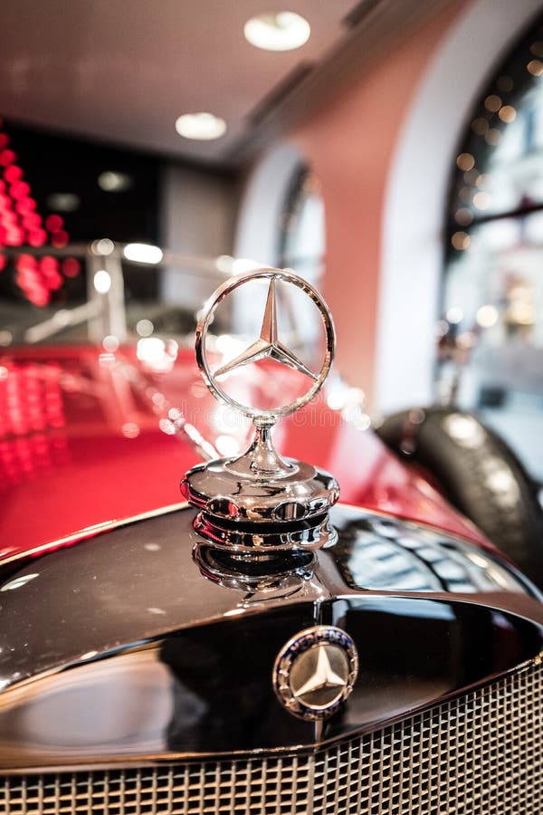 Mercedes Benz Car Emblem editorial photo. Image of emblem - 64657031
