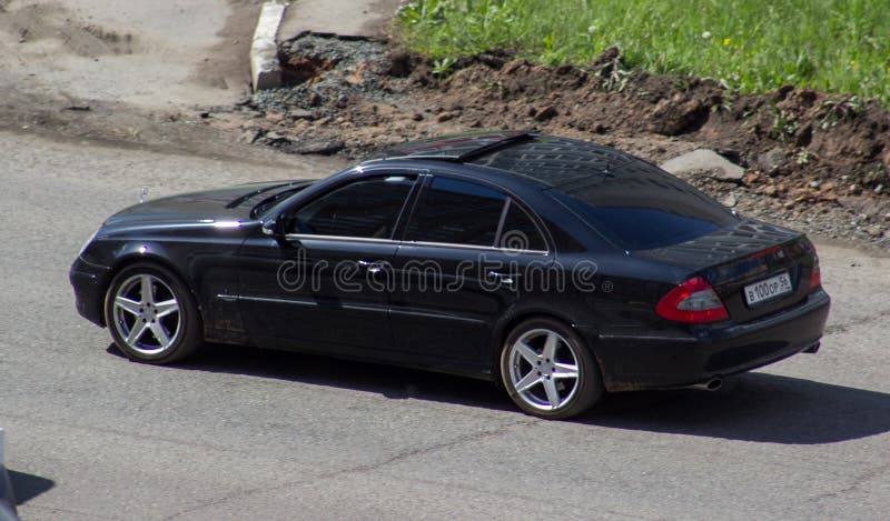 Mercedes-Benz E-Class Rides on the Road Editorial Photography - Image ...