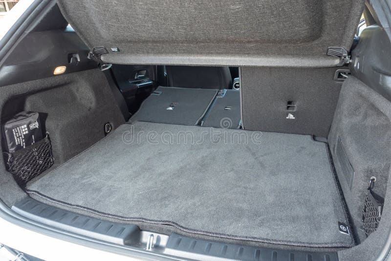 Mercedes-Benz EQA 350 2022 Boot Editorial Photo - Image of auto, speed ...