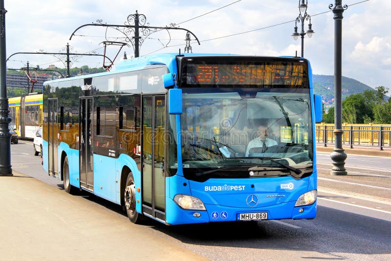 Mercedes-Benz O530 Citaro foto editorial. Imagen de pasajero - 105290731