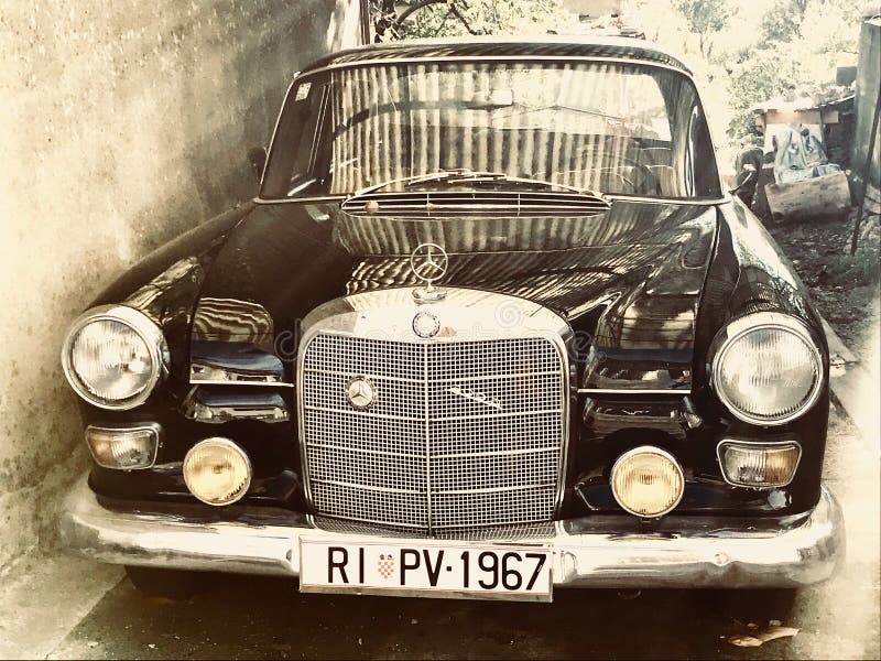 Mercedes Benz Old-timer Color Black Editorial Photo - Image of black ...
