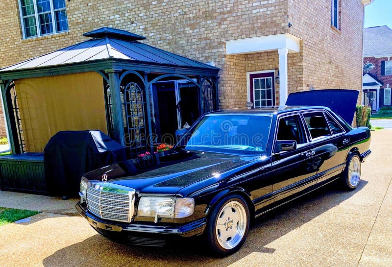 Mercedes Benz Silver Star Luxury Legend Editorial Stock Image - Image ...