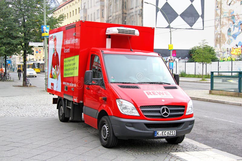 2013 Mercedes Benz Sprinter Cargo Stock Photos - Free & Royalty-Free ...