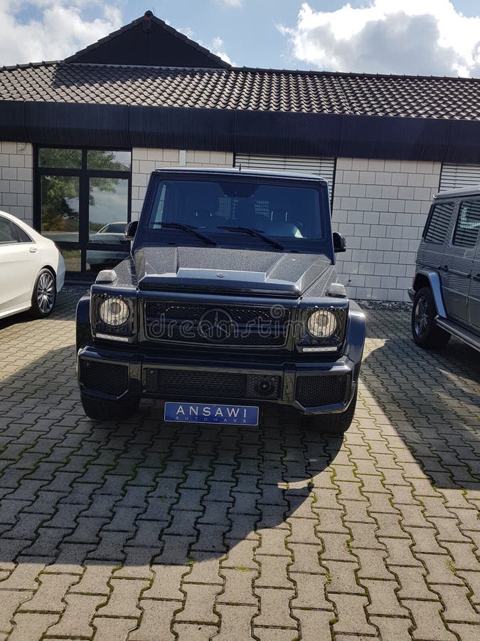 Mercedes-Benz editorial photo. Image of black, mercedesbenz - 99638661