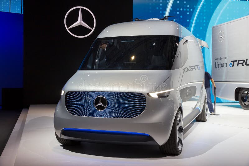 Mercedes-Benz Vision Van immagine editoriale. Immagine di motore - 77718390
