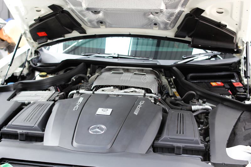 13,408 Mercedes Engine Stock Photos - Free & Royalty-Free Stock Photos ...