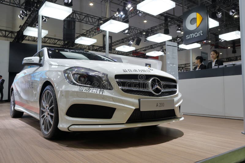 Stary Mercedes Benz Samochód Fotografia Editorial - Obraz złożonej z ...