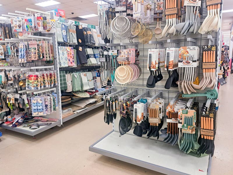 Merchandising Kitchen Utensils Supermarket Counter Stock Photos - Free ...