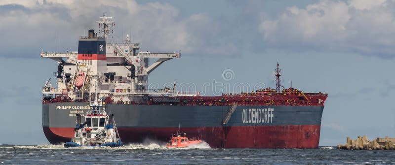 MERCHANT VESSEL editorial stock photo. Image of commercial - 192534013