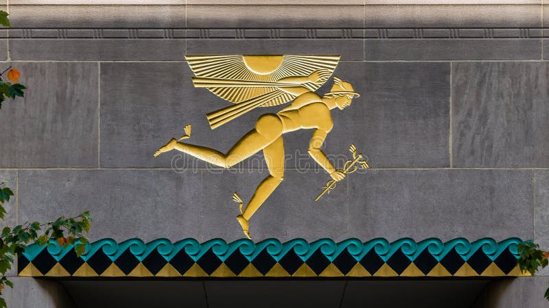 Mercury God at Rockefeller Center Editorial Photo - Image of helmet ...