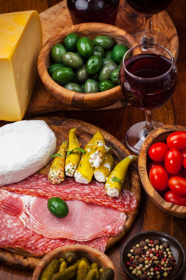 Merguez Riempite Con Cibo Da Mangiare Con Le Mani Fotografia Stock ...