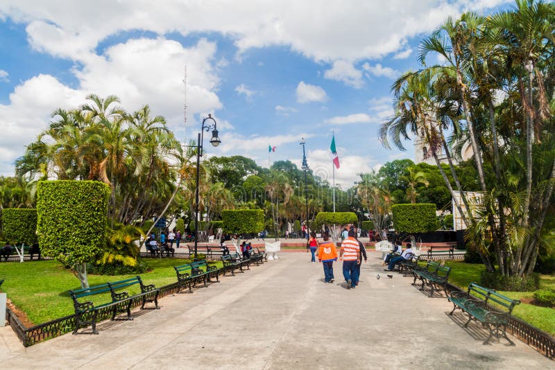 MERIDA, MEXICO - FEB 27, 2016: View of Plaza Grande Square in Merida ...