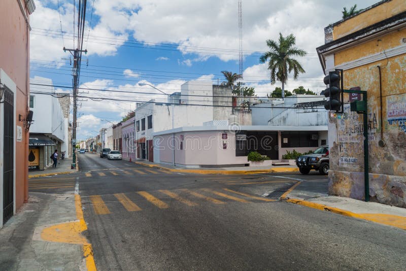 Streets of Merida, Mexico editorial image. Image of historical - 86000105