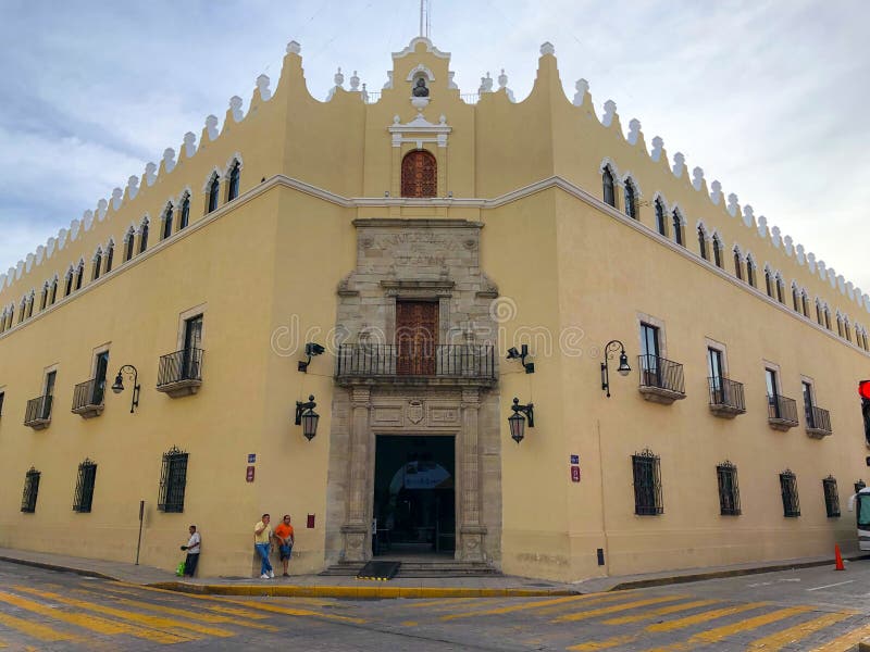 Merida Mexico University Stock Photos - Free & Royalty-Free Stock ...