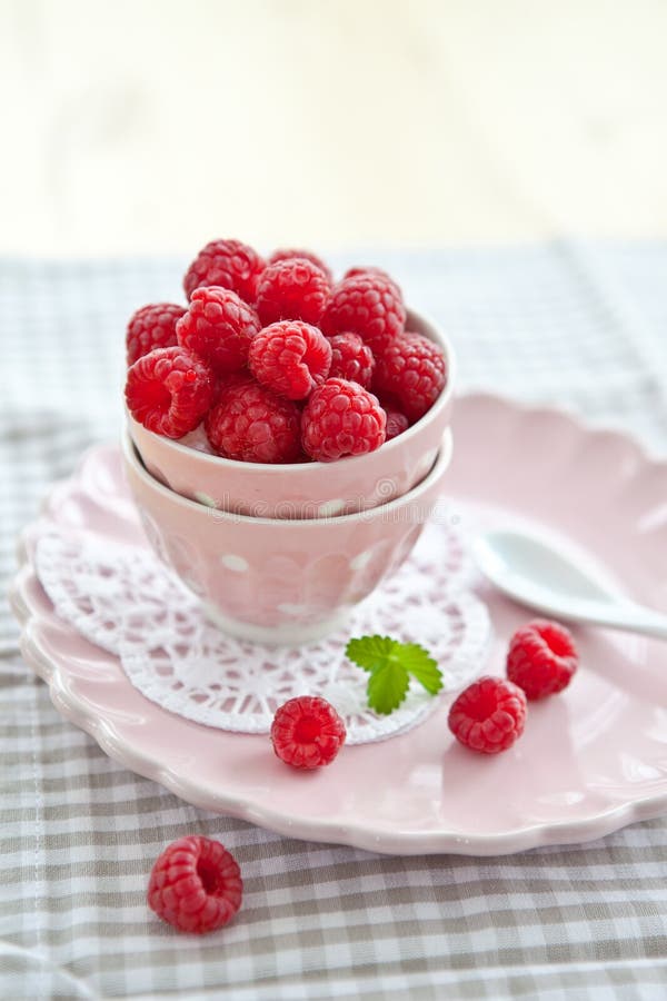 Meringues with Fresh Raspberries Stock Image - Image of grey, berry ...