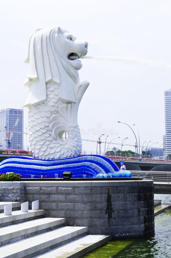 Ultimate DragonTug editorial stock photo. Image of rowing - 5132838