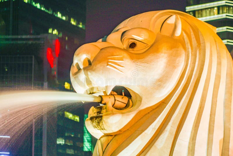 Merlion (Merlion Park) editorial photography. Image of merlion - 261490847