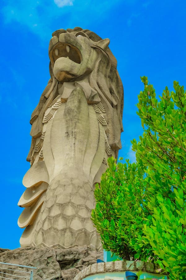 Merlion on Sentosa editorial photography. Image of animal - 246783337