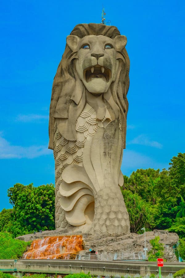 Merlion on Sentosa editorial stock image. Image of lion - 246786214