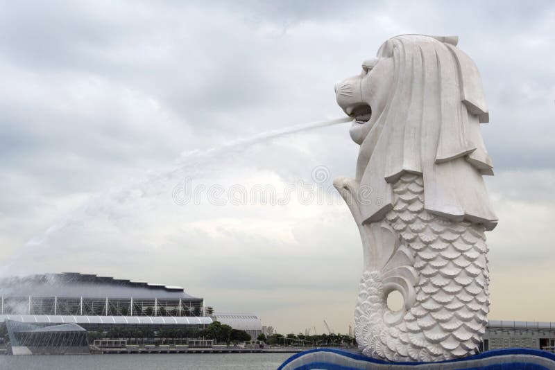 Merlion statue editorial photo. Image of creature, embankment - 28947101