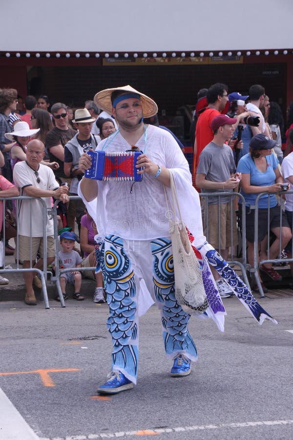 Mermaid Parade editorial photography. Image of harmonica - 19965047