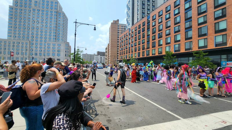 Mermaid Parade Coney Island Ny Editorial Photography - Image of crowd ...