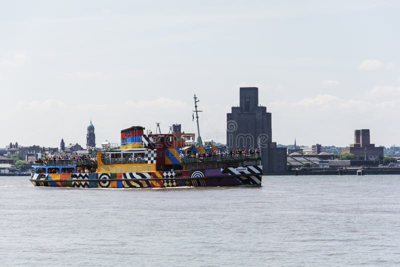 The dazzle Ship editorial image. Image of travel, used - 121509385