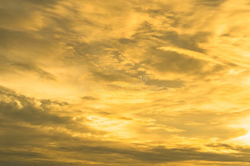 Mesmerizing Golden Hour:Beautiful Golden Orange Evening Sky in Thailand ...
