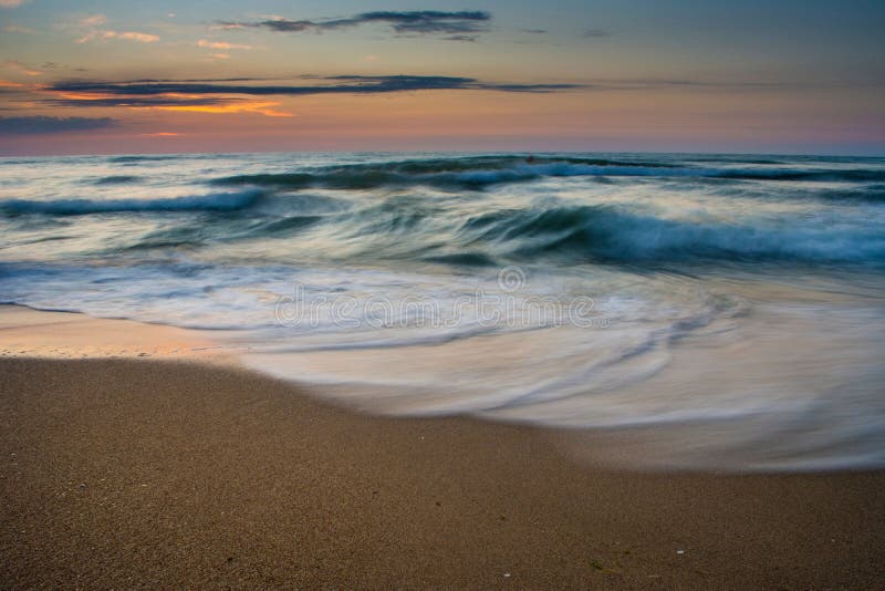 Mesmerizing Sunset Over the Ocean Stock Image - Image of nature, summer ...