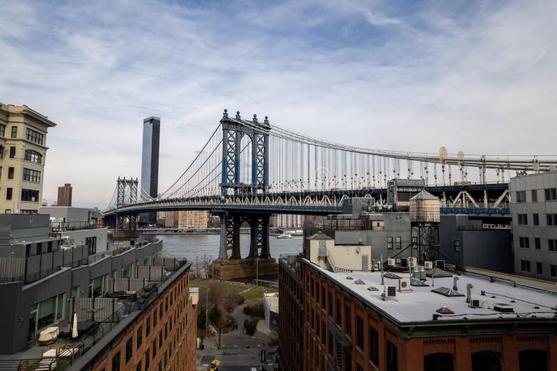 Mesmerizing View of the Iconic Manhattan Bridge Editorial Photography ...