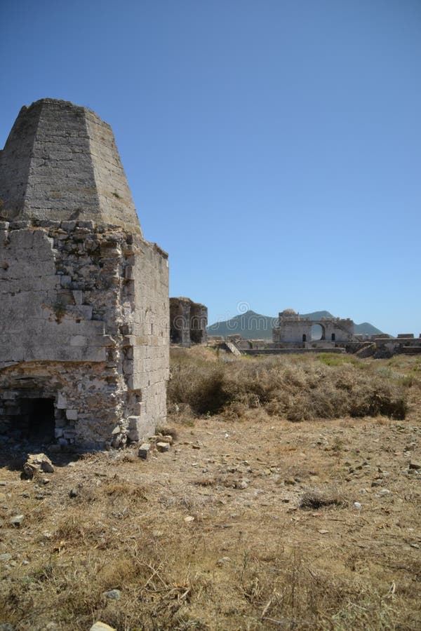 Mesquita Velha, Castelo De Methoni Imagem de Stock - Imagem de ...