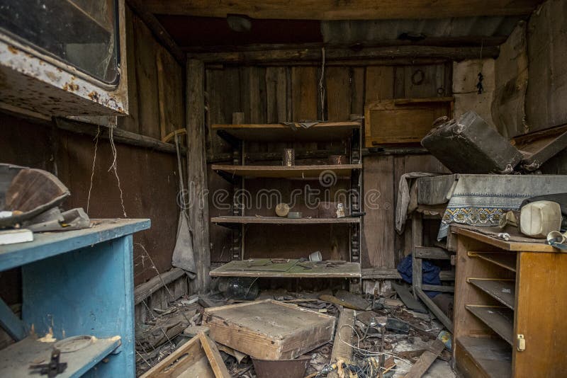 Mess in the Abandoned House Stock Image - Image of dark, flat: 138207715