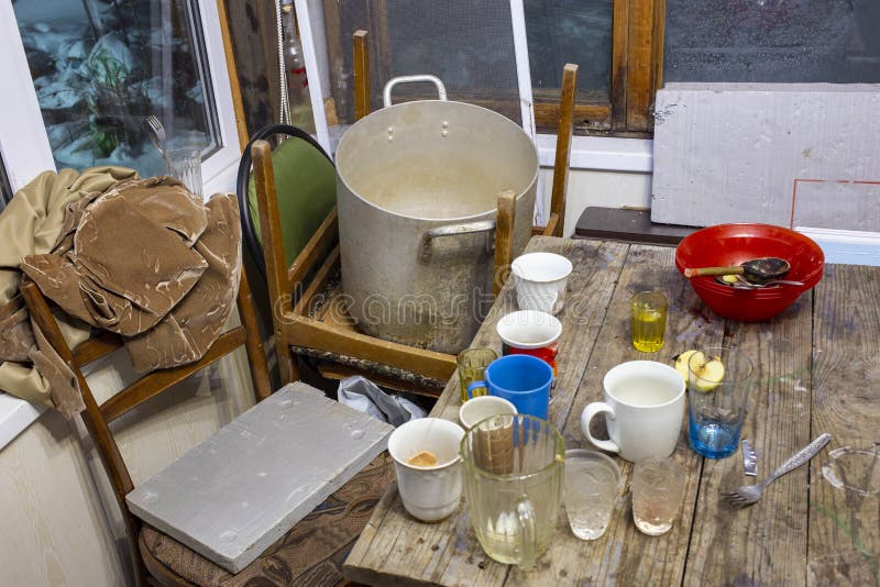 192 Messy Dining Room Table Stock Photos - Free & Royalty-Free Stock ...