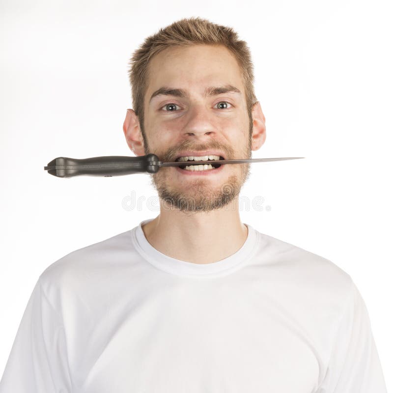 Messer im Mund stockbild. Bild von nahaufnahme, attraktiv - 47873675