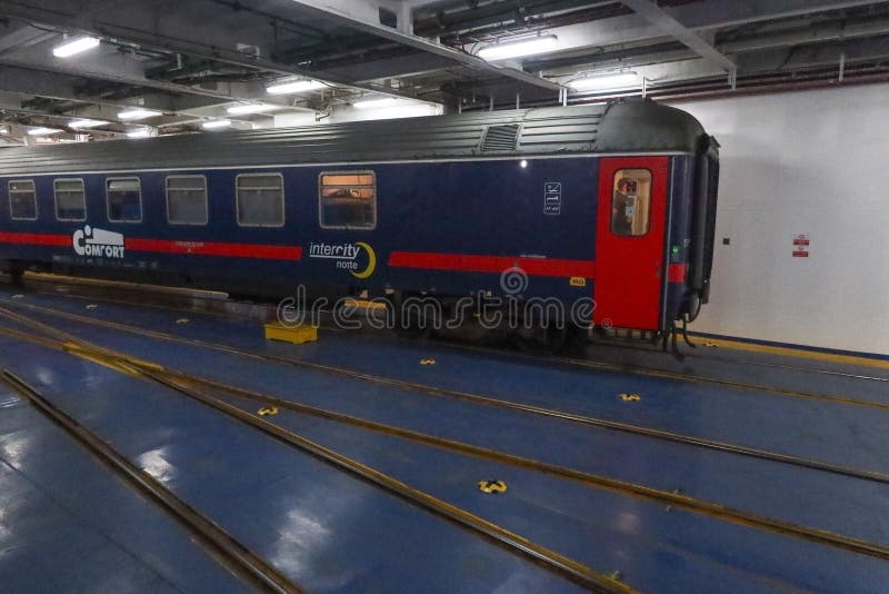 Night train editorial photo. Image of rail, shopping - 34475841